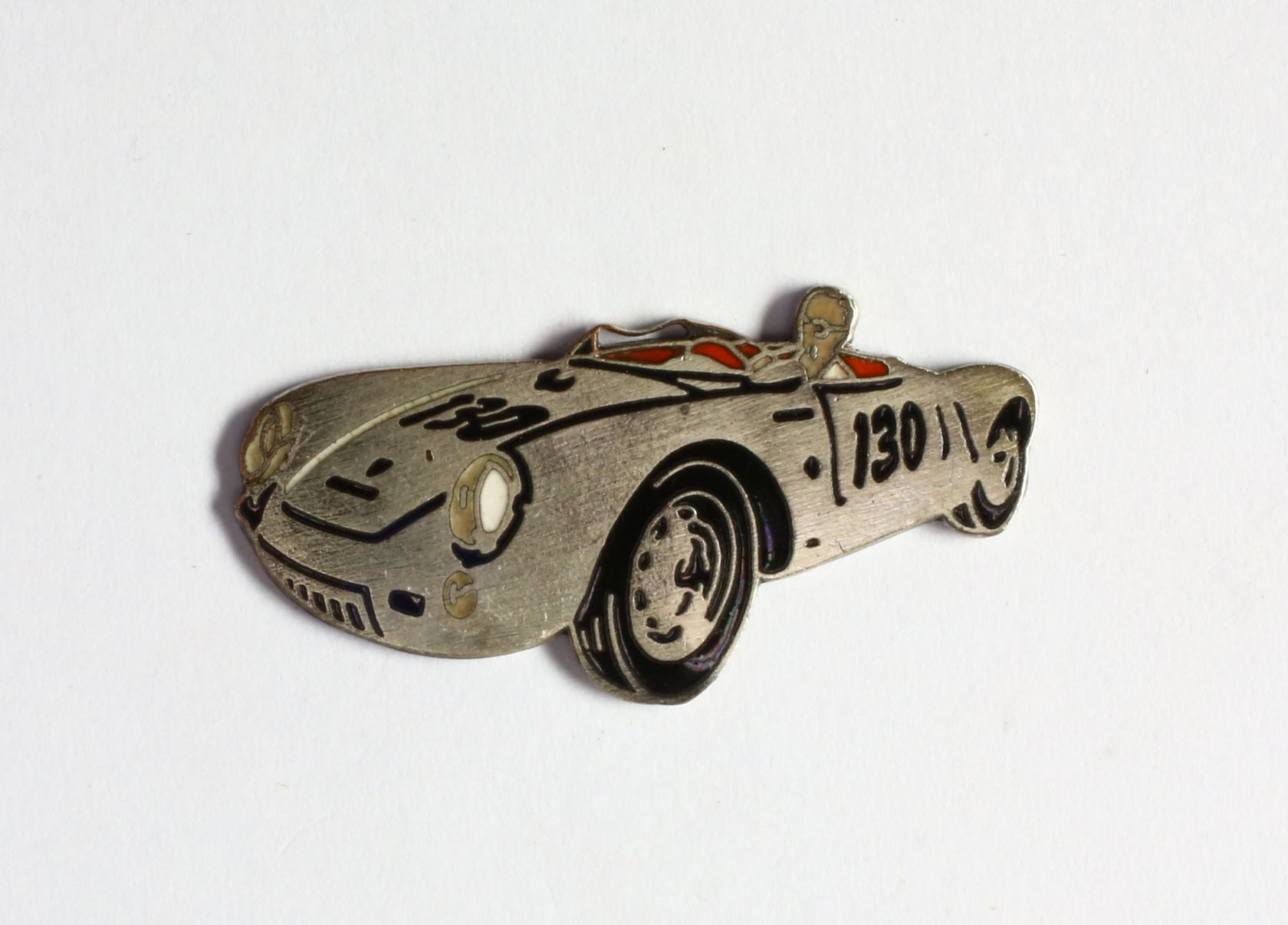 Pin's Démons et Merveilles : La Porsche 550 spyder de James Dean - AKILON