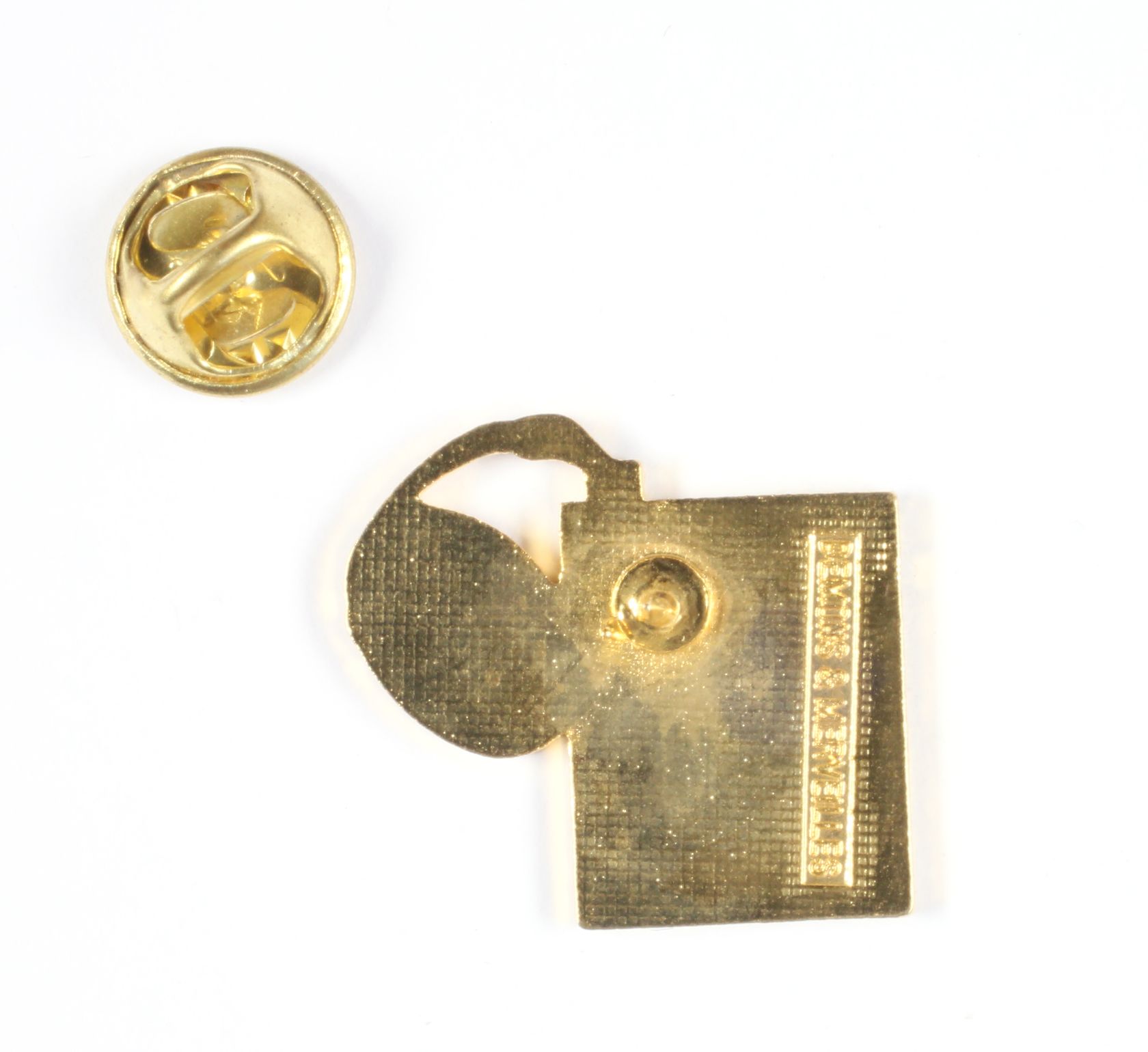 Pin's, Démons & Merveilles, Esso Racing Oil - AKILON