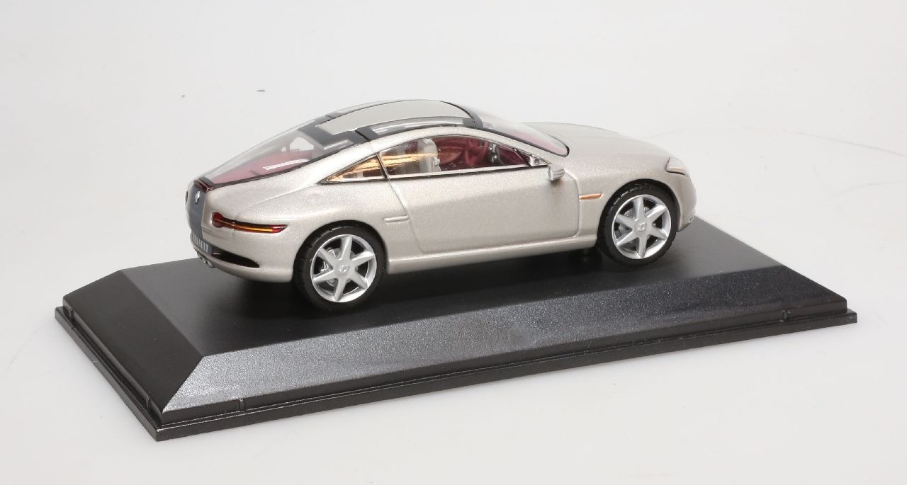 Renault, Concept car Fluence, Voiture miniature 1/43 - AKILON
