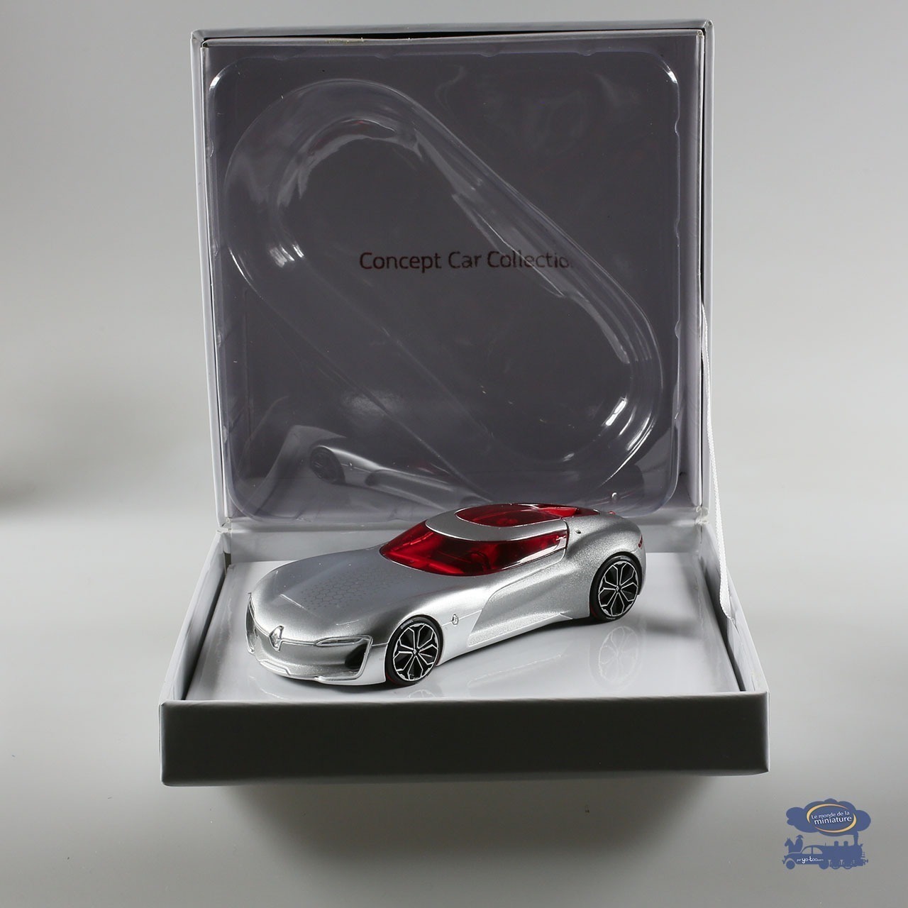 Renault Trezor, concept car, En coffret, Voiture miniature 1/43 - AKILON
