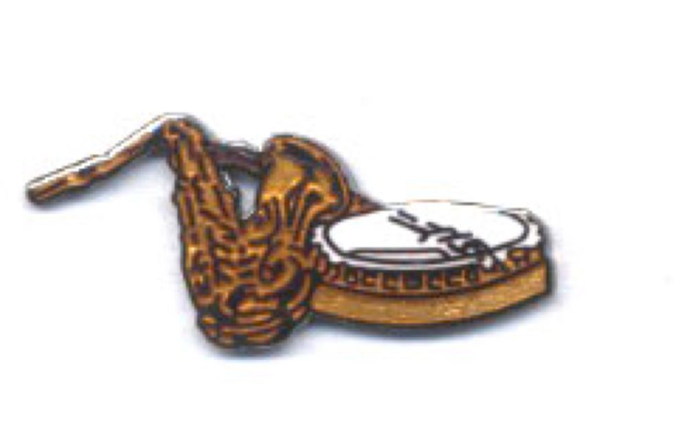 Saxophone et banjo, Pin's, Démons & Merveilles - AKILON